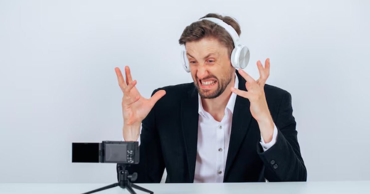 VAR nel calcio 101— come funziona e cosa ha cambiato